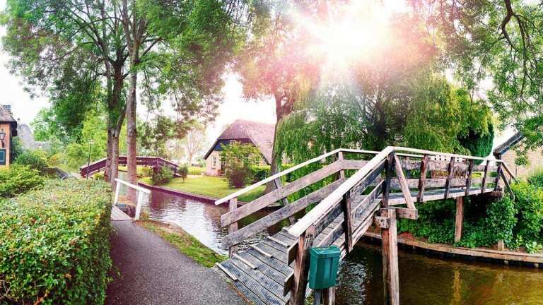 Hotels Giethoorn - Aanbiedingen bij Voordeeluitjes.nl - Boek nu!